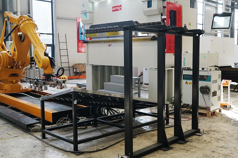 DXTECH 500T Sheet Metal Press Bending Machine with DE15 4+1 CNC System